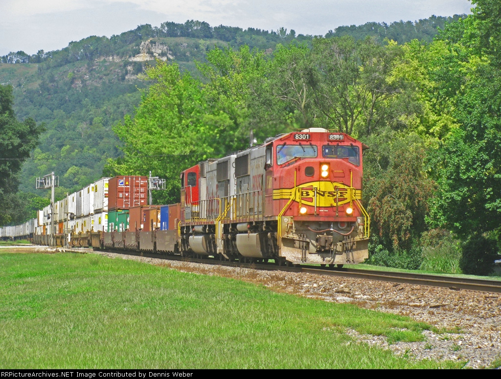 Red/Silver, BNSF-8301, BNSF's Aurora Sub.